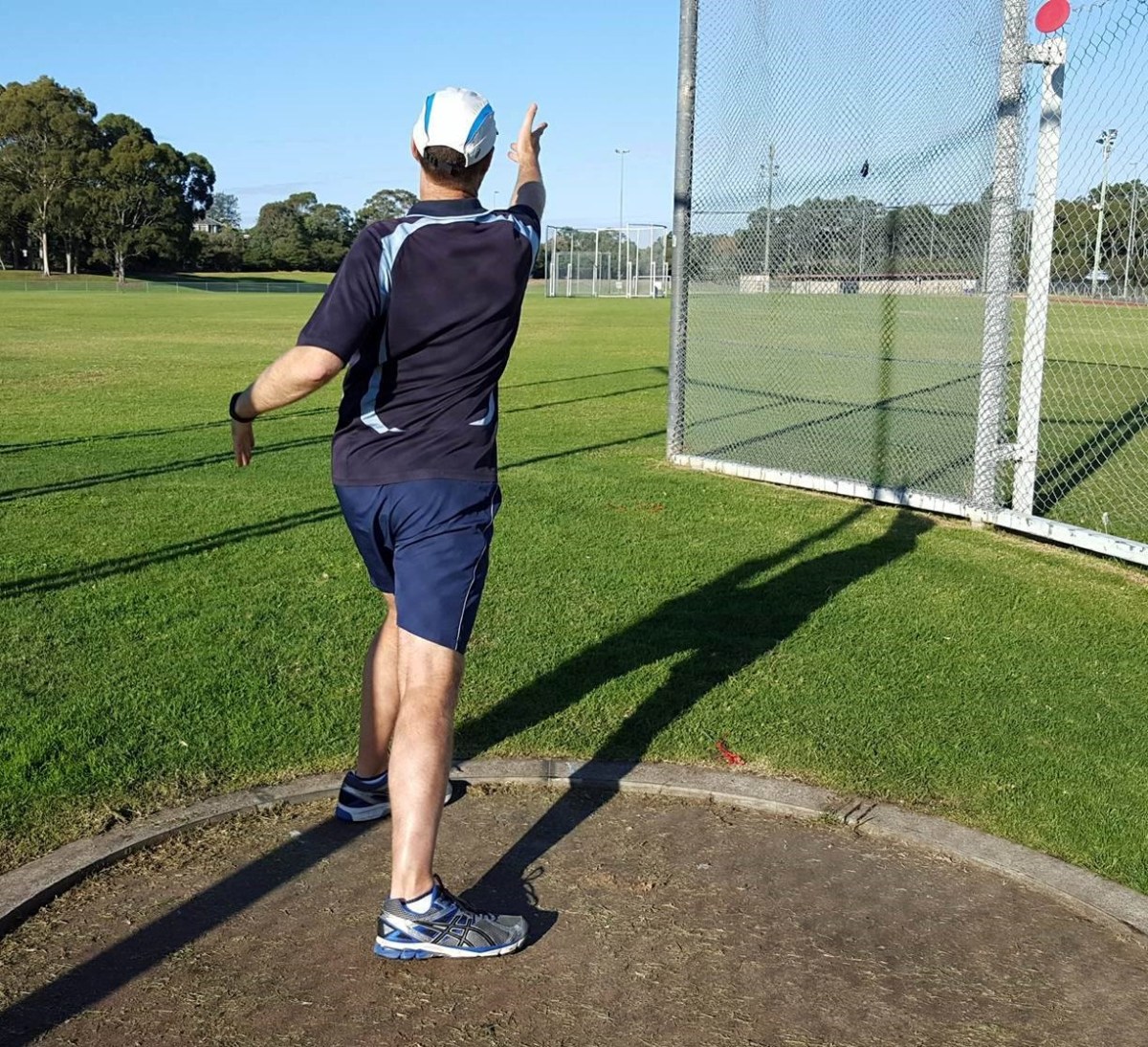 How to Solve the Problem of an Early Discus Release | Coaching Young ...